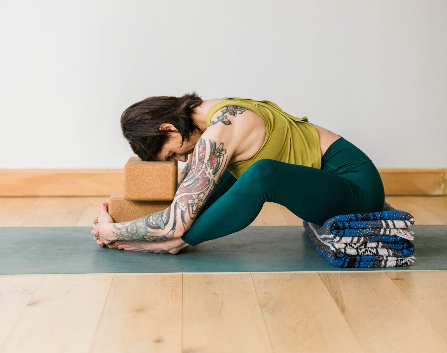 Live Online Yoga Classes: Find the Class for You - YogaWorks